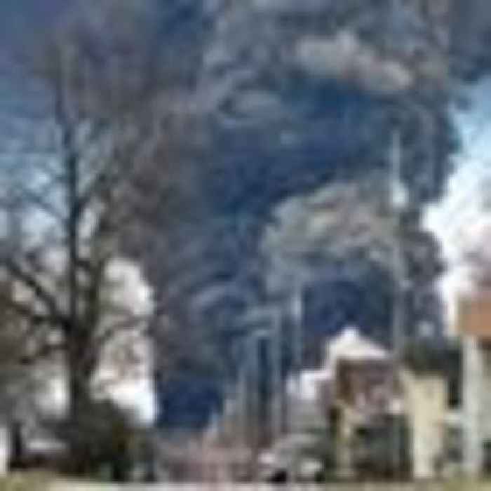 Crews release toxic chemicals from derailed freight - One News Page