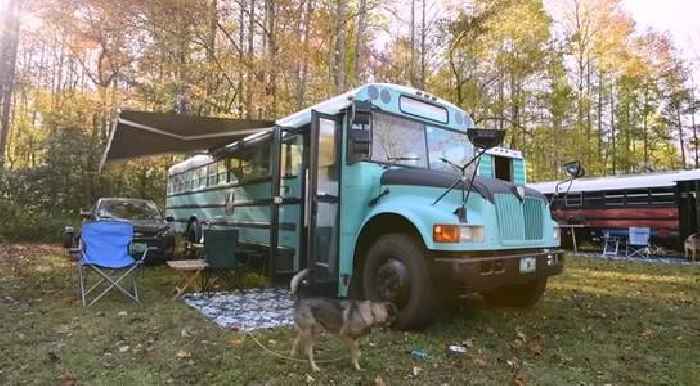 This School Bus Has Been Transformed Into a Spacious - One News Page