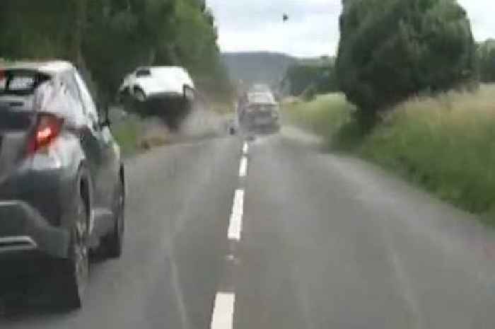 Moment 100mph police chase ends in crash and prison - One News Page