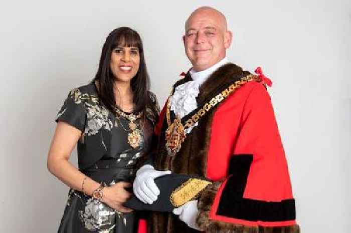 Wolverhampton MP in spotlight after councillor husband - One News Page
