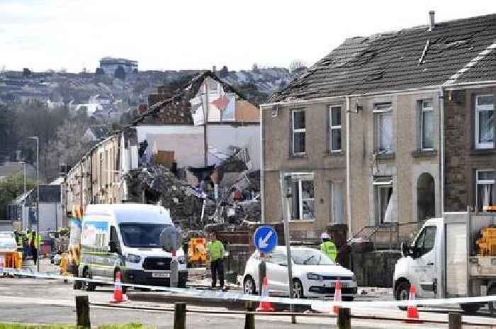 Emergency services faced with 'war zone' after house - One News Page