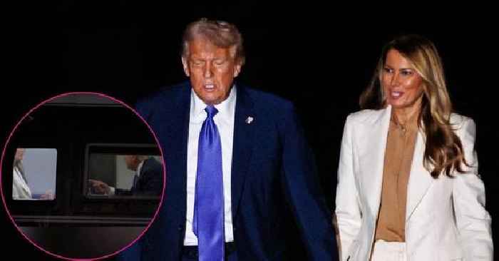 Donald Trump Points His Finger at Wife Melania During - One News Page