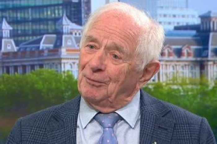 Johnny Ball shares health update after keeping cancer - One News Page
