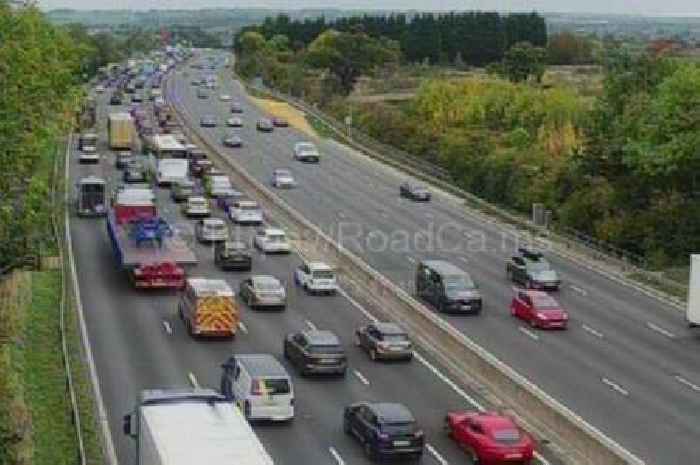 Live Saturday travel updates as crashes reported on M6 - One News Page