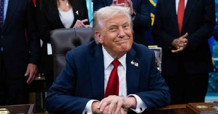 Donald Trump Got to Pick 'Great Photo' of Himself for - One News Page