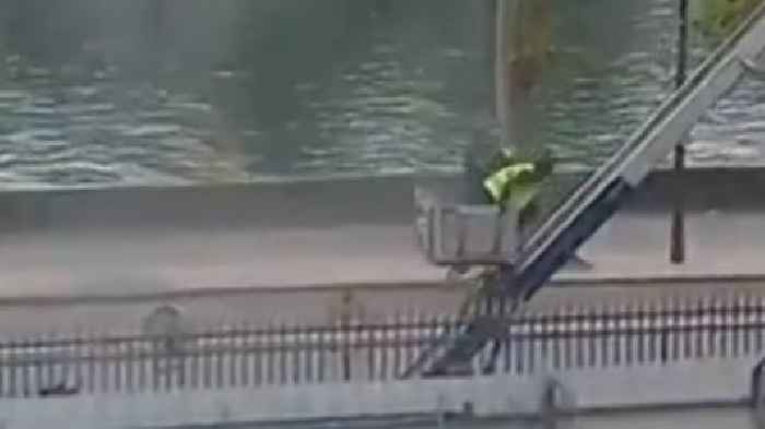 Louvre heist: Two arrested after robbery at Paris - One News Page