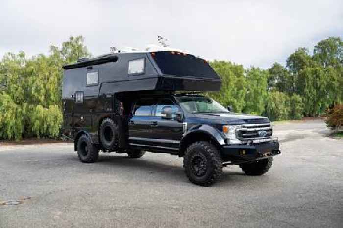 This Ford F-550 Overlanding Rig Has All the Nice - One News Page