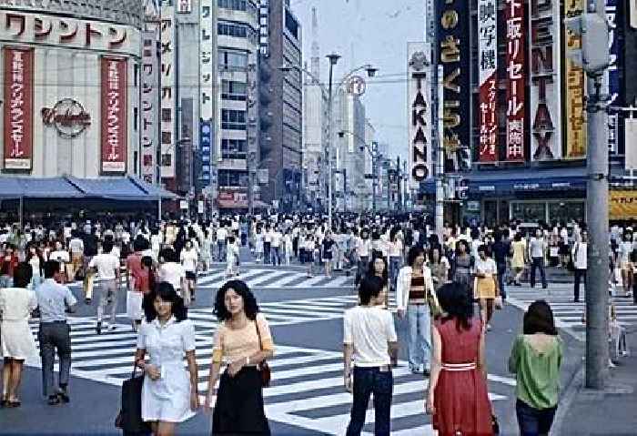 Photos of Japan Rocking the ’70s and ’80s - One News Page