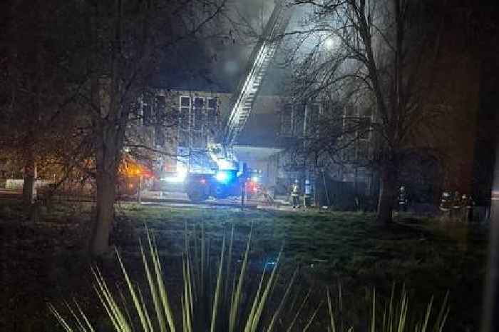 Live: Exeter's old magistrates' court on fire - One News Page