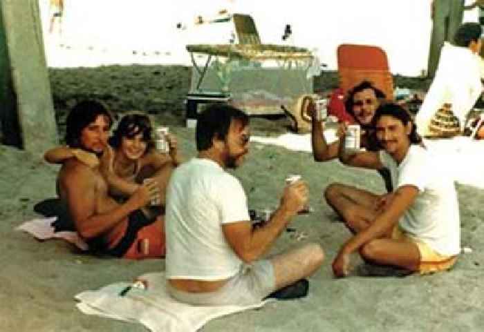 Experience a 1970s Beach Day in Photos - One News Page