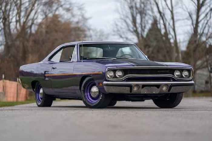 1970 Plymouth Road Runner Has the Full Package: Rare - One News Page