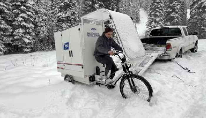 Guy Buys Used USPS E-Trike, Builds a Microcamper, and - One News Page