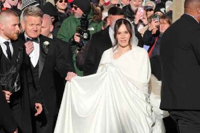 Gordon Ramsay makes 'dig' during speech at Adam - One News Page