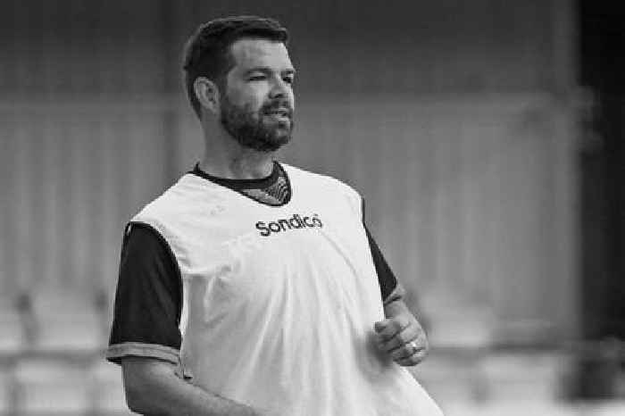 Lincolnshire football coach dies after medical - One News Page