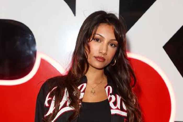 Love Island 2026 girl breaks silence on split from - One News Page