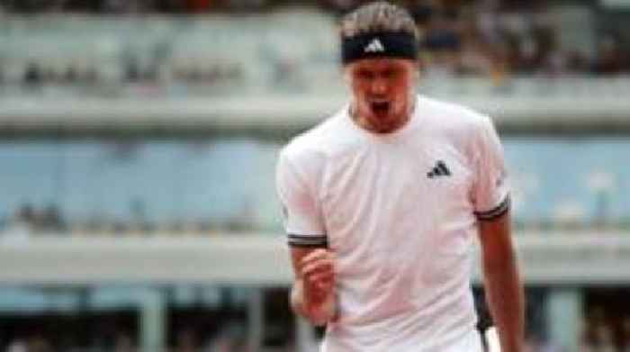 Title favourite Zverev cruises into quarter-finals - One News Page