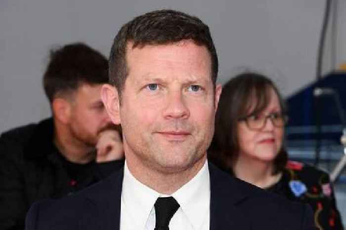Inside life of Soccer Aid host Dermot O’Leary from - One News Page