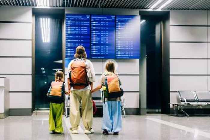 Simon Calder warns travellers of airport mistake that - One News Page