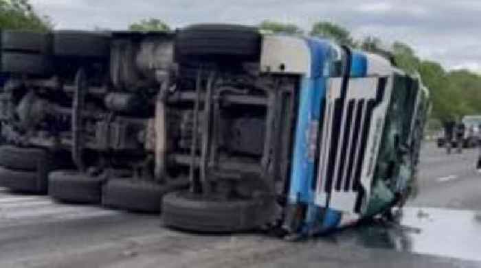 Army veteran pulled lorry driver from M6 wreckage - One News Page