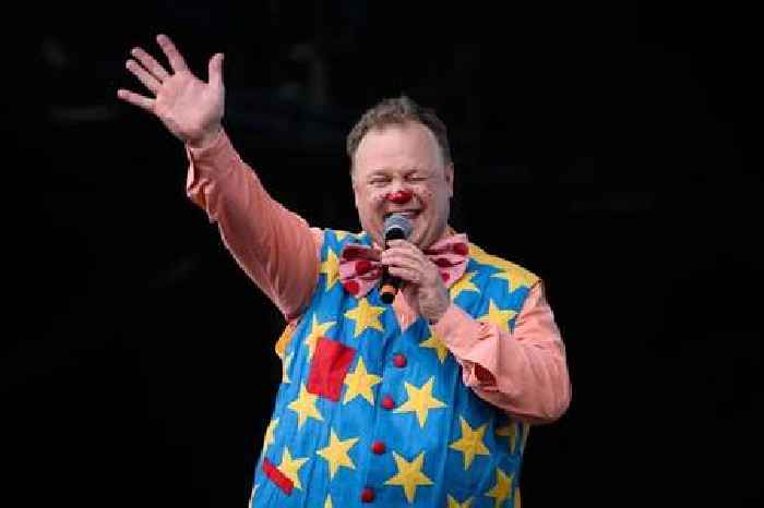 Inside life of Mr Tumble's younger co-star girlfriend - One News Page