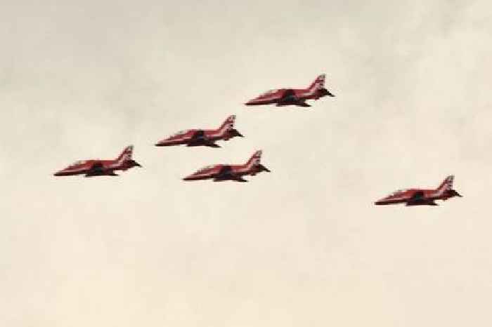 Red Arrows flying over North Staffordshire today - One News Page