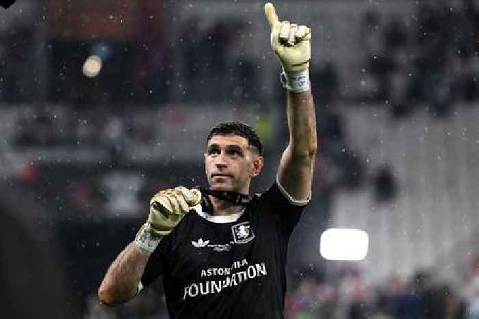 Emi Martinez transfer exit route emerges after - One News Page