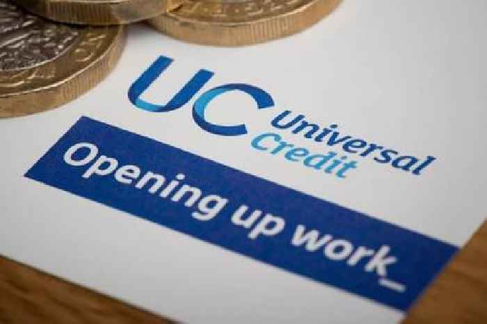 Universal Credit claimants warned over threshold - One News Page