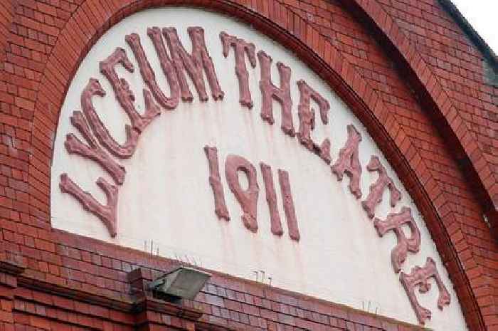Pint glasses thrown in Lyceum Theatre 'disturbance' - One News Page