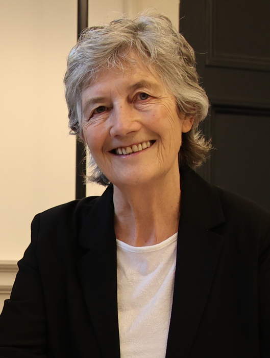 Independent candidate Catherine Connolly set to become - One News Page